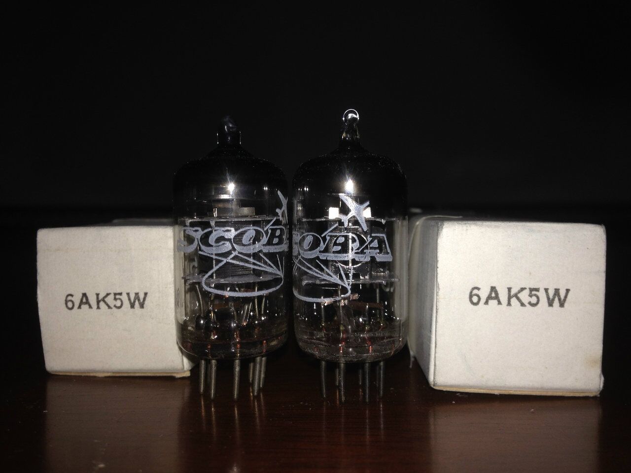 Mullard 6AK5W CV4010 M8100 EF95 5654 1950’s D Getter - NOS Vacuum Tubes for Sale | Tubes Unlimited
